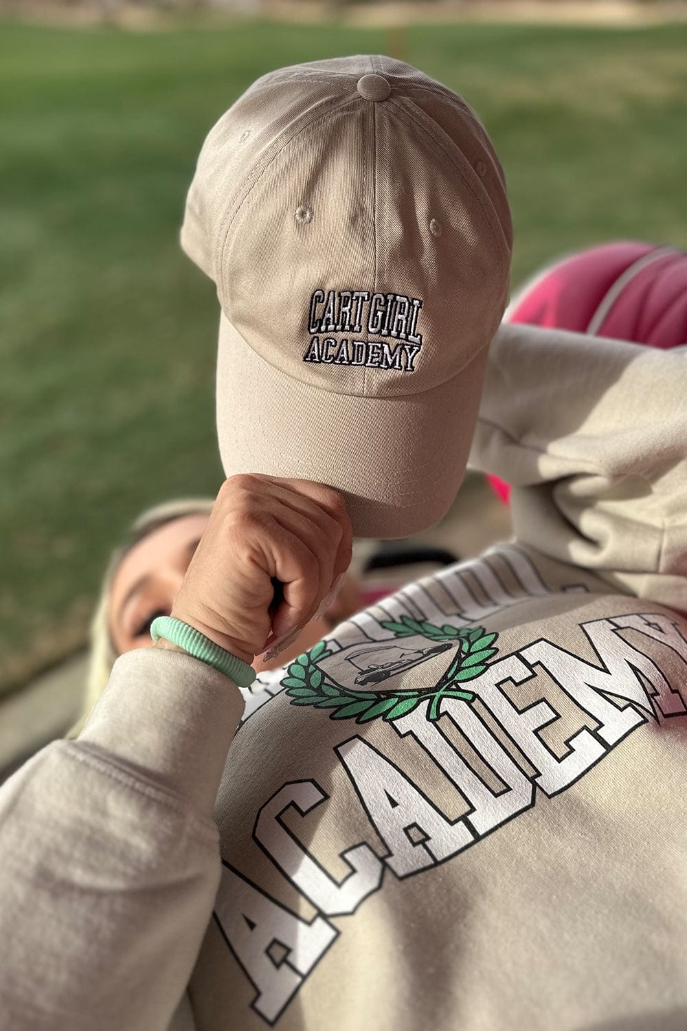 Cass Holland – Fanjoy