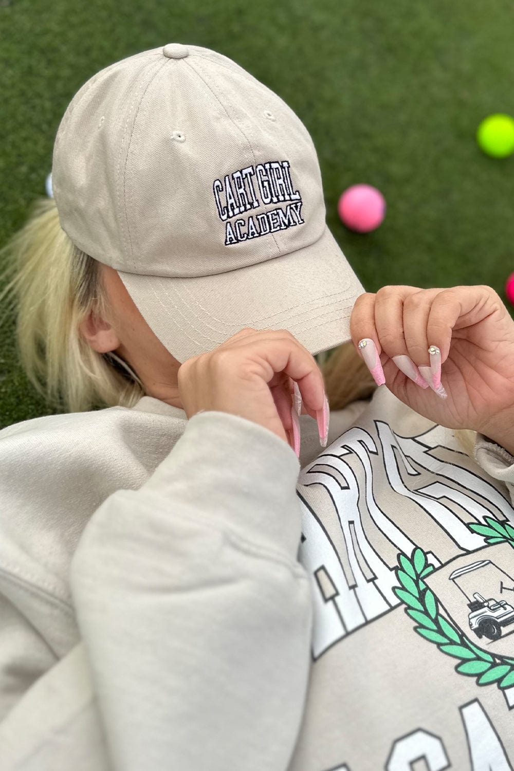 Cass Holland – Fanjoy